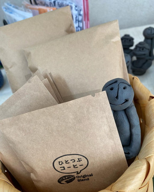 るりこん｜徳島県徳島市の障がい者アート、アール・ブリュット商品を取り扱う雑貨屋